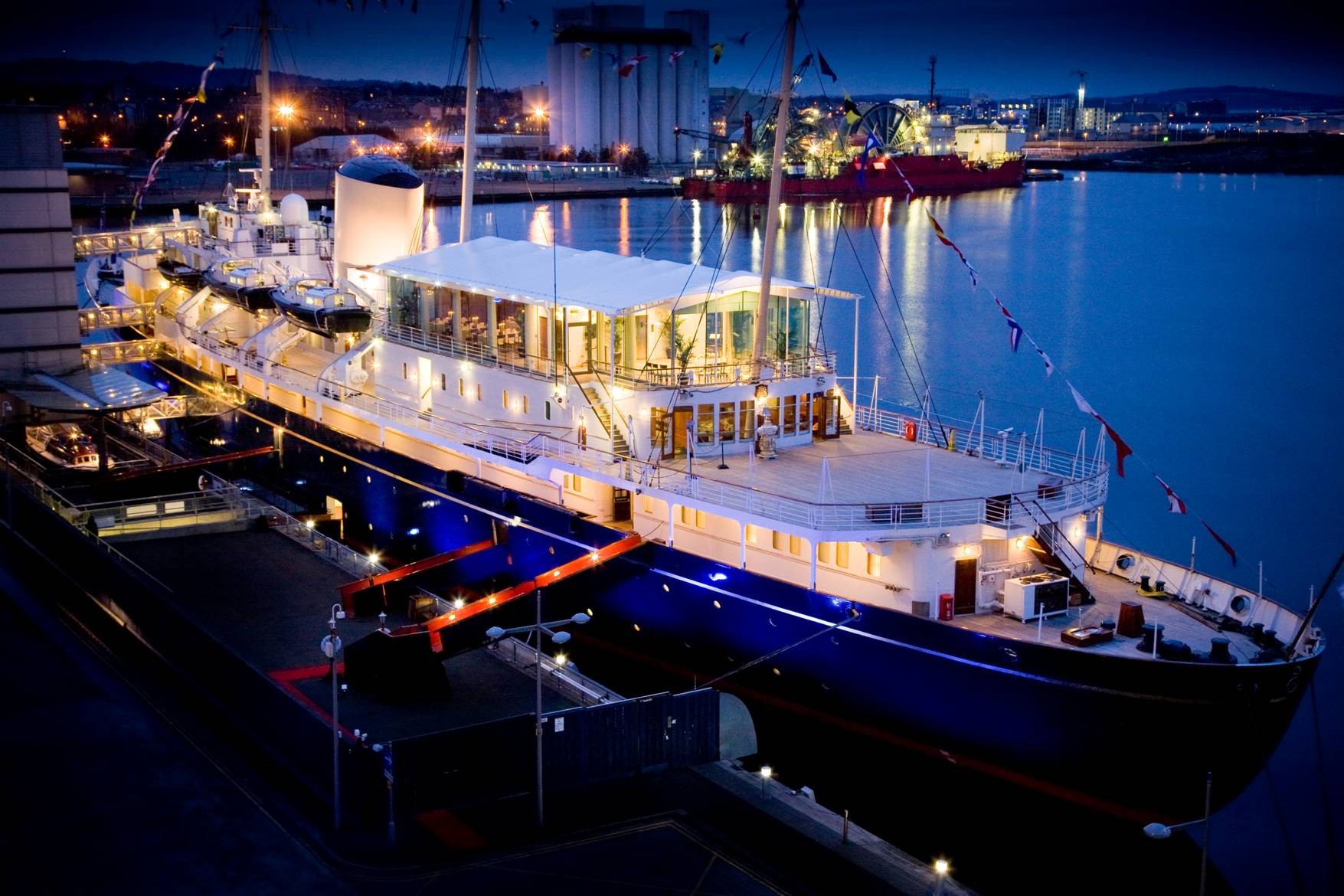 Champagne Afternoon Tea | The Official Royal Yacht Britannia